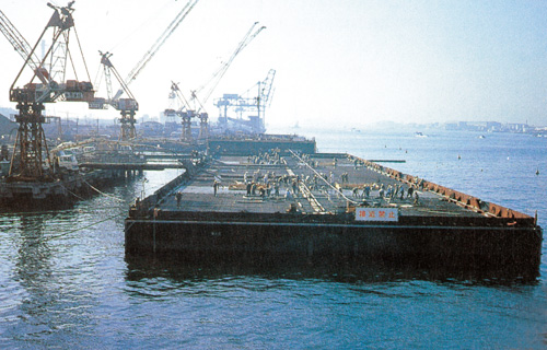 Our Projects -Kawasaki Port Undersea tunnel, Outfitting | TAISEI ...